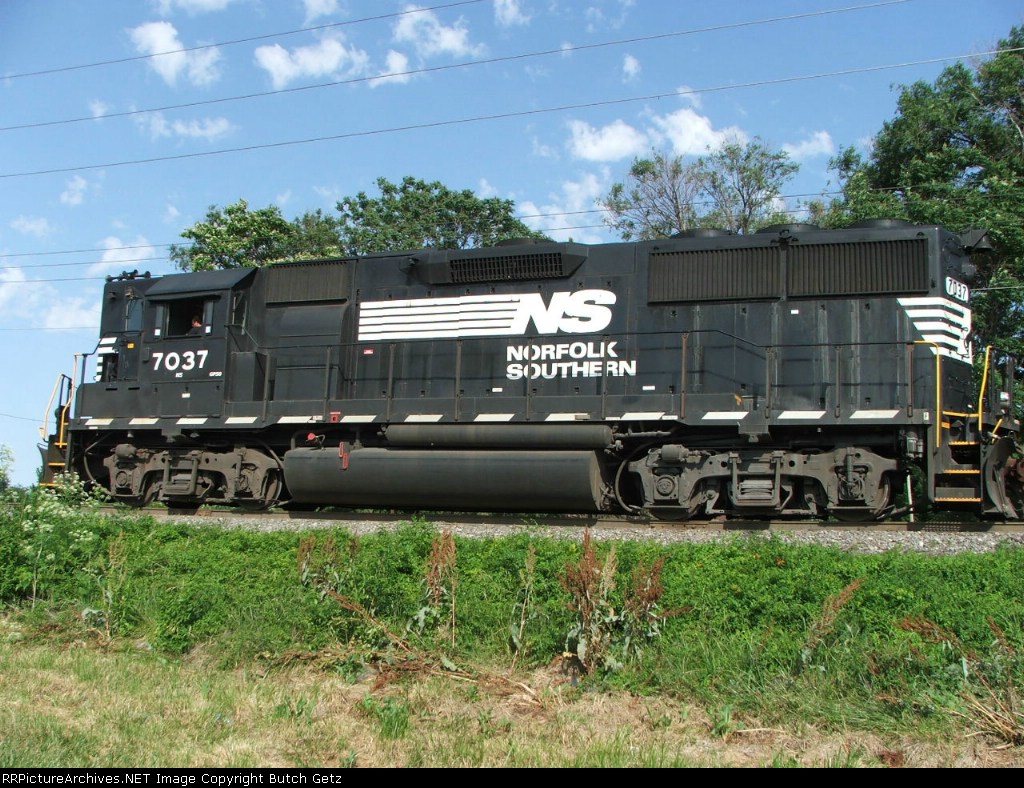 NS 7037